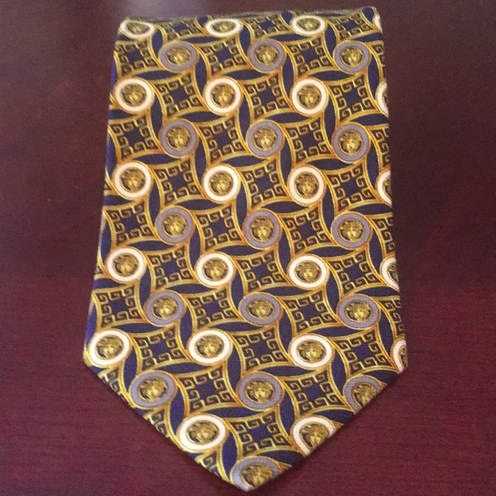 Gianni Versace Men’s Vintage Medusa Head Power Tie. 1… - Gem